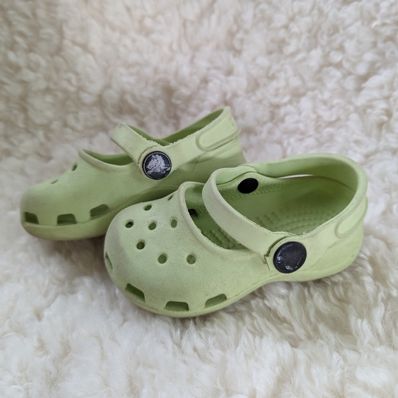 CROCS | Shoes | Crocs Baby 45 Celery Green | Poshmark